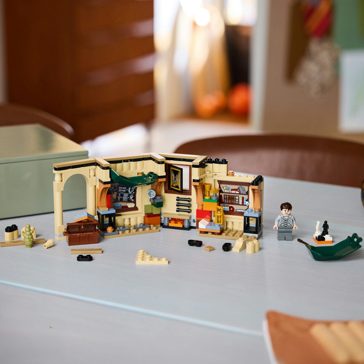 Roxfort™ kastély: A Szükség Szobája – LEGO® Store Magyarország